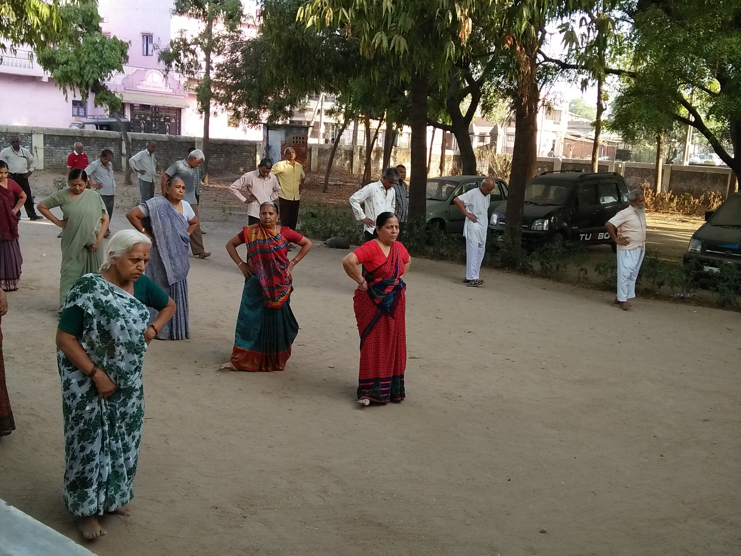 Laughter Can Be Your Best Medicine, Seriously | How Laughter Therapy or ...